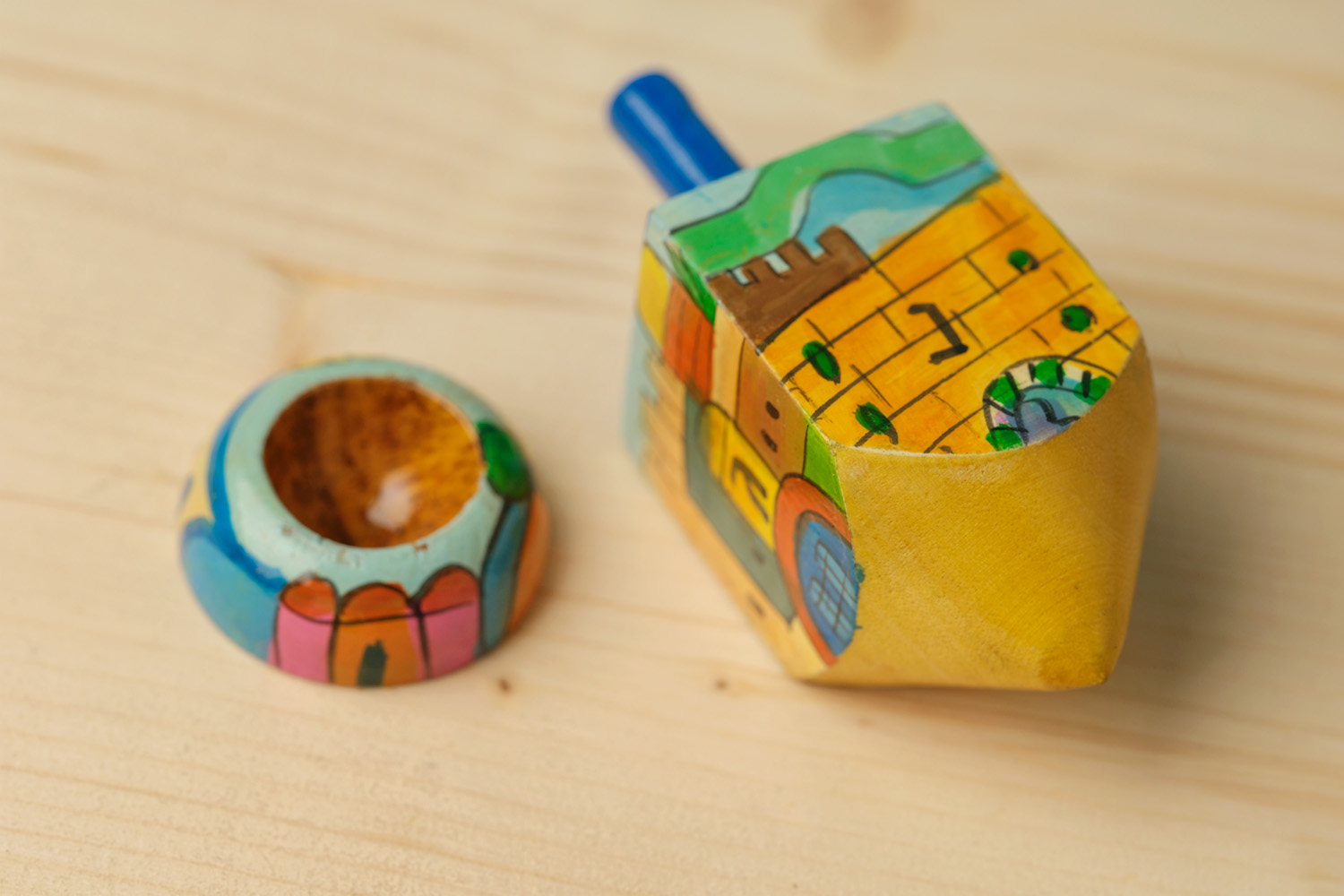 Jerusalem Metal Cutout Medium Dreidel & Stand - Israel Cart